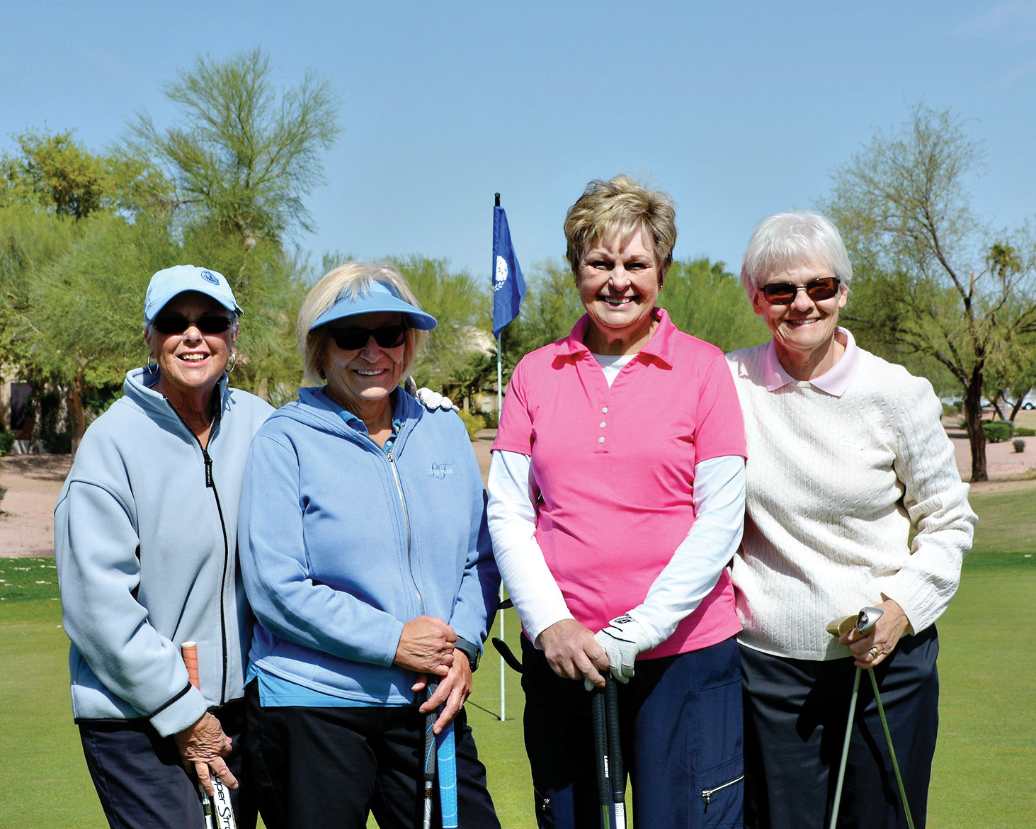 Golf and fun with the Oakwood Lady Niners – Sun Lakes Splash