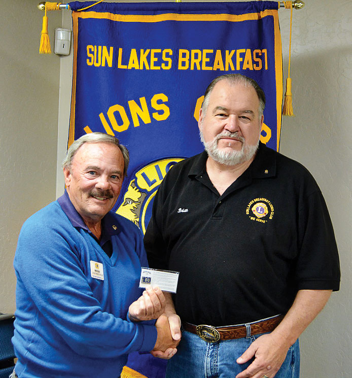 Bob Scully receives silver membership pin – Sun Lakes Splash