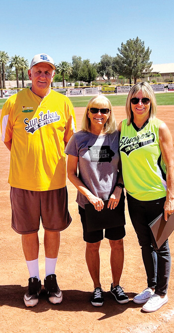 Lady Sluggers Honored at Tourney – Sun Lakes Splash