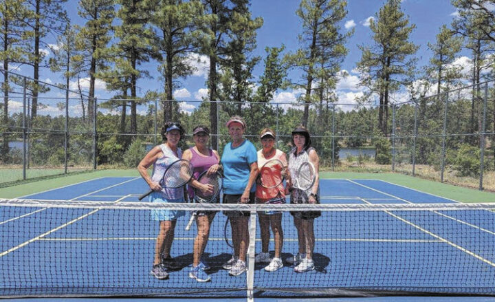 Cottonwood Tennis Club Relaxing in the Cool Country – Sun Lakes Splash