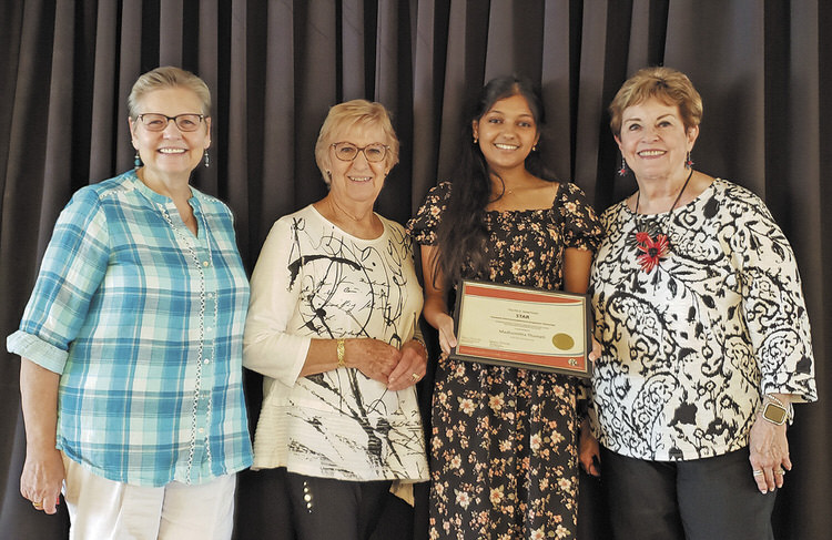Madhumitha Thumati Receives P.E.O. STAR Scholarship – Sun Lakes Splash